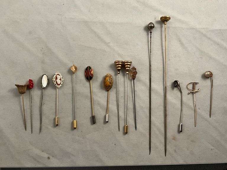 Hat pins and stick pins - Legacy Auction Company