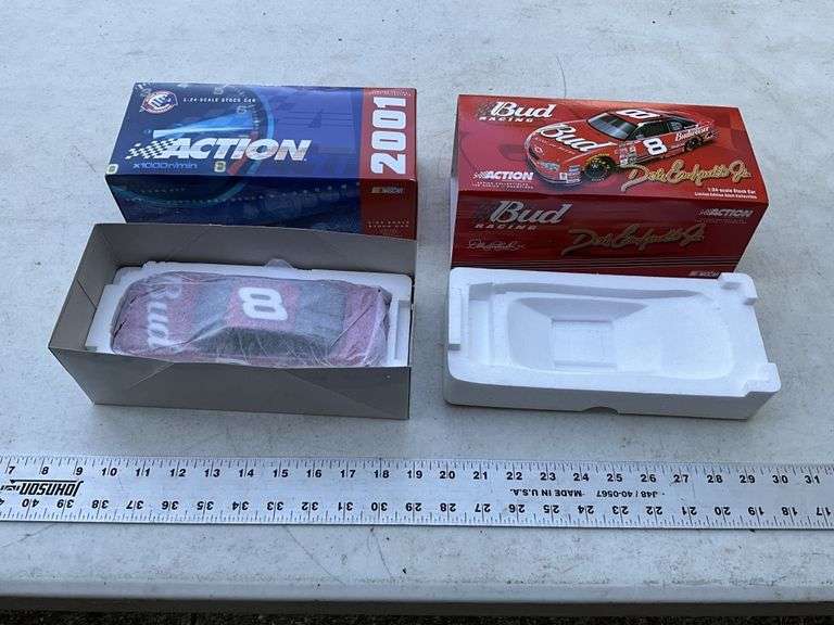 Action 2001 Dale Earnhardt 1/24 scale stock car - Legacy Auction Company