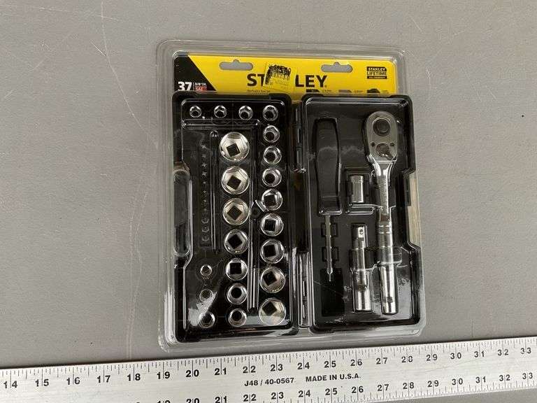 Stanley 3/8" socket set SAE,MM - Legacy Auction Company