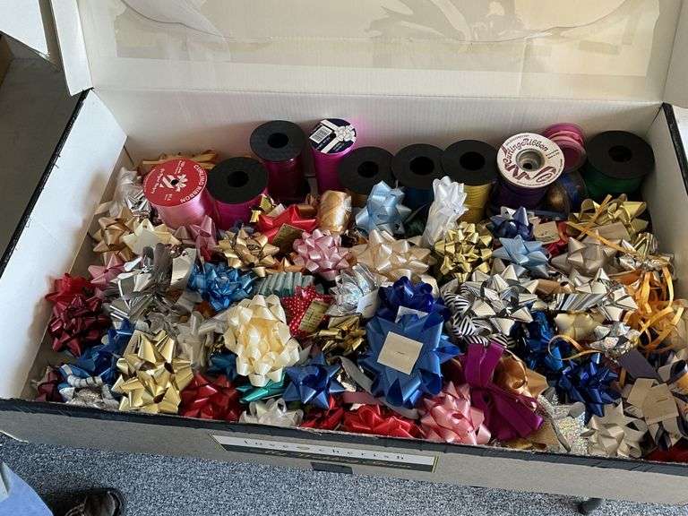 Bows & ribbon - Legacy Auction Company