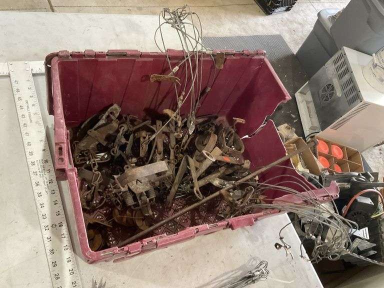 Traps and snares. Double and single spring traps - Legacy Auction Company