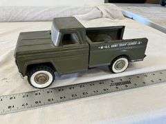 Structo military truck - Legacy Auction Company