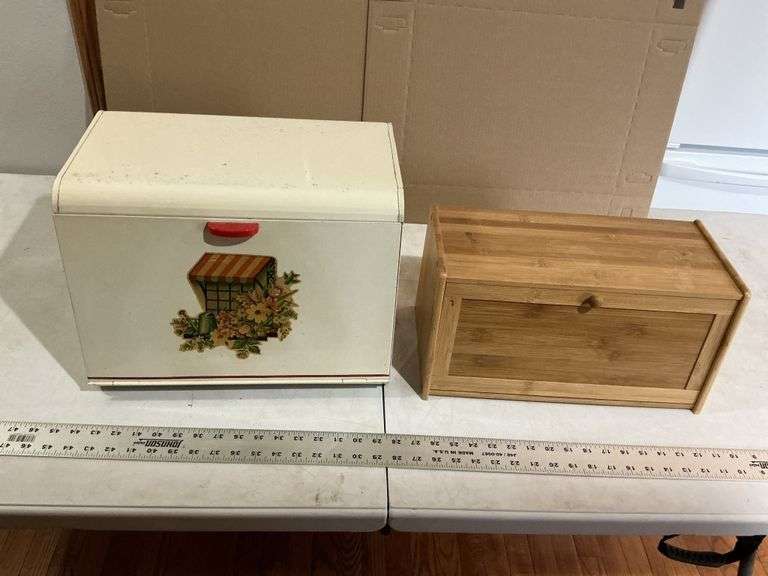 Bread boxes - Legacy Auction Company