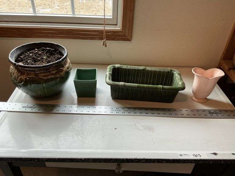 Roseville/Haeger/Red Wing planters - Legacy Auction Company