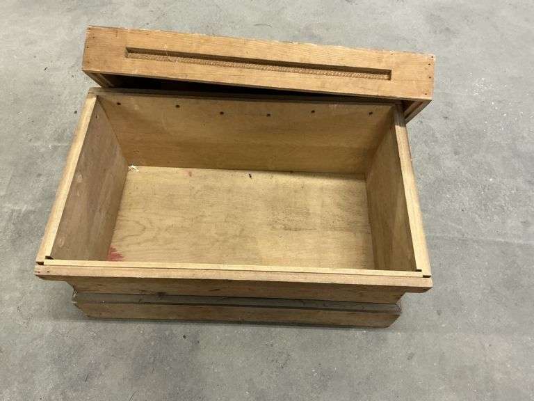 Wooden box - Legacy Auction Company