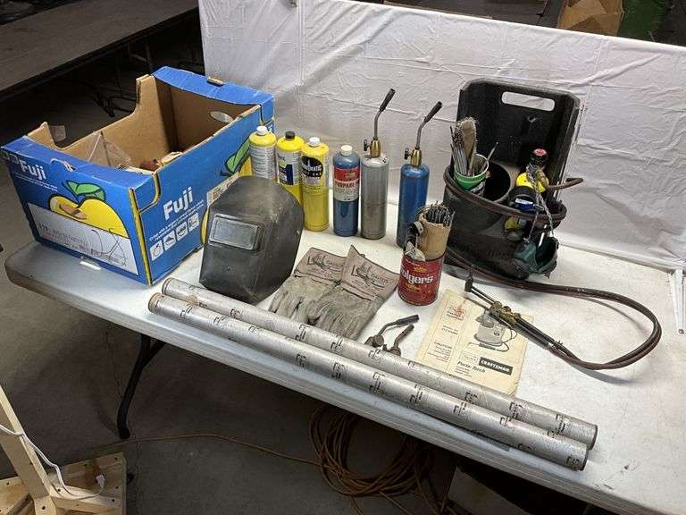 Craftsman porta-torch propane canisters, some - Legacy Auction Company