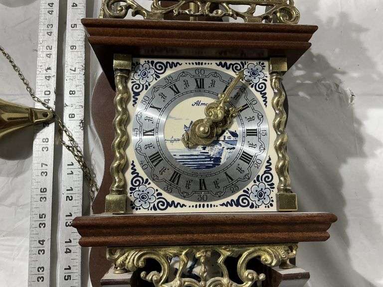 Alma clock - Legacy Auction Company
