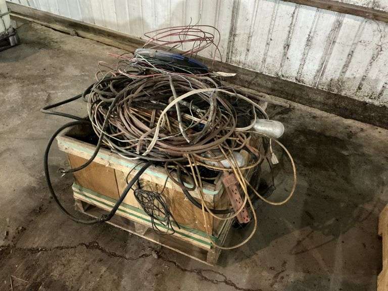 Box of assorted scrap copper - Legacy Auction Company