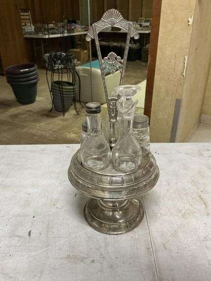 Silver plated cruet holder - Legacy Auction Company