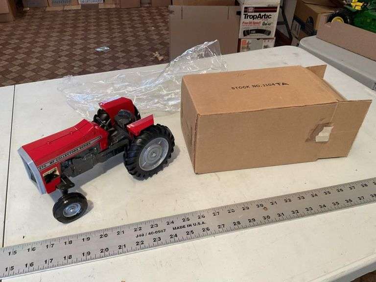 Massey Ferguson 270 collector series tractor - Legacy Auction Company