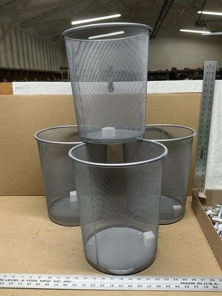 (4) wire waste baskets - Legacy Auction Company