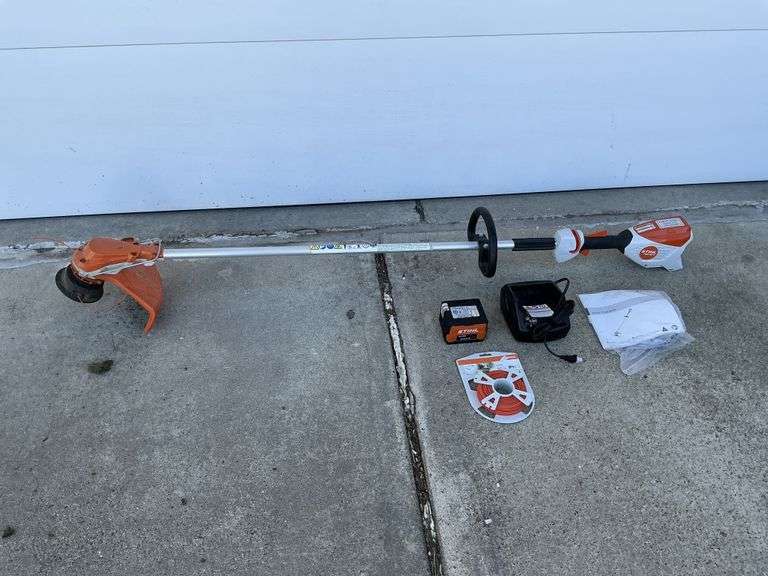 Stihl FSA 60 R string trimmer, works good! - Legacy Auction Company