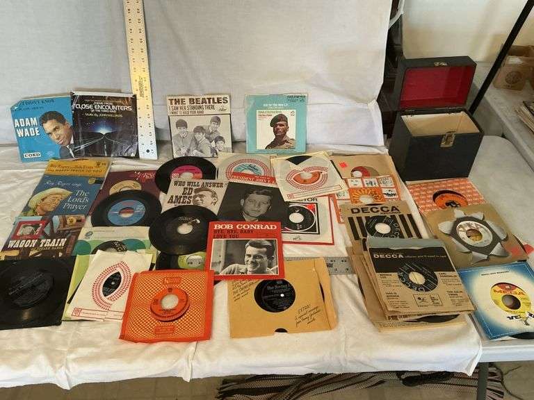 45rpm records - Legacy Auction Company