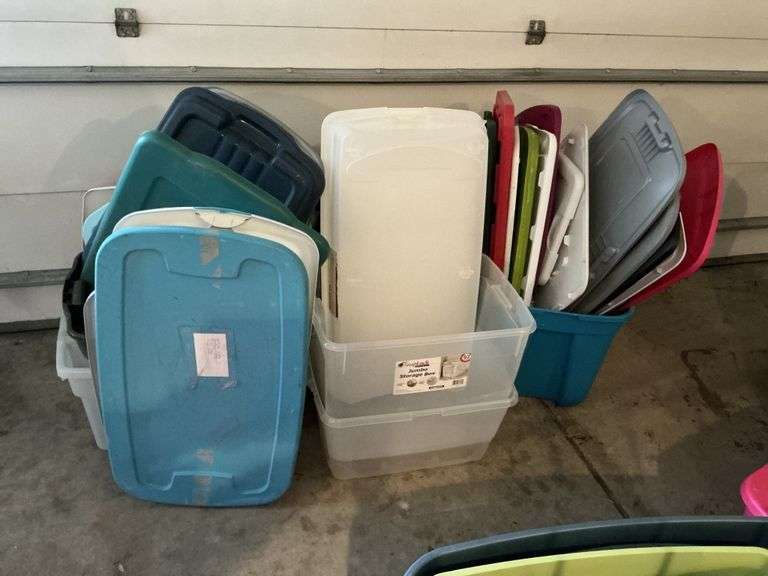 Assorted totes and tote lids - Legacy Auction Company