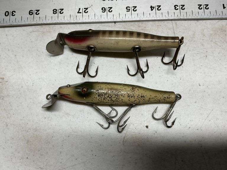 Vintage Pike fishing lures - Legacy Auction Company