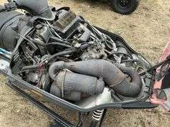 1999 Yamaha V max 500 deluxe - Legacy Auction Company