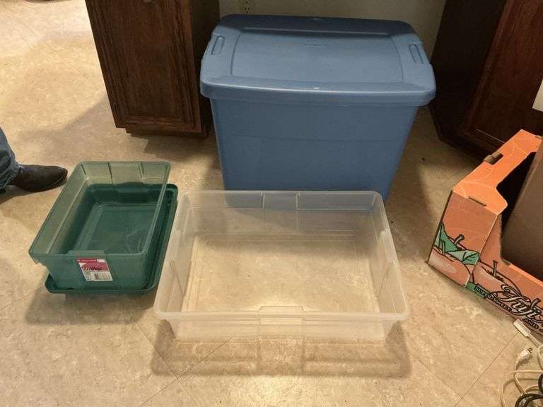 Totes - Legacy Auction Company