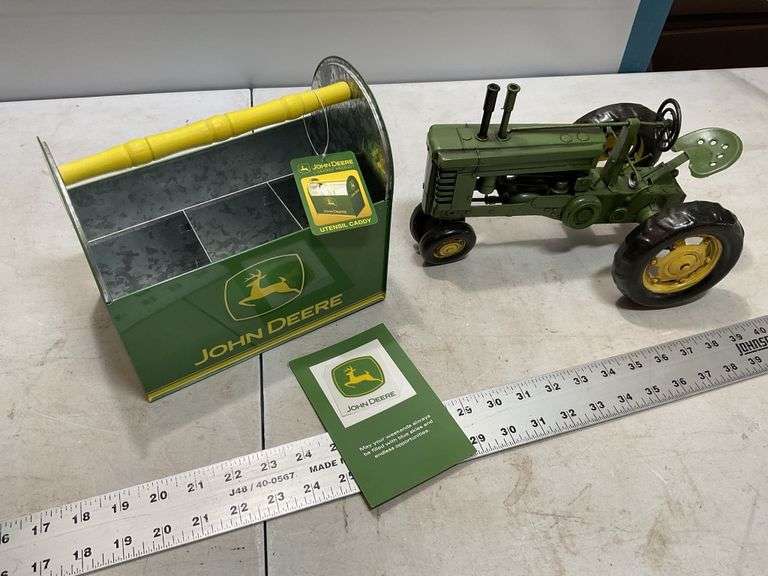 John Deere utensil caddy and metal art tractor - Legacy Auction Company