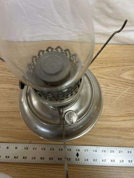 Rayo oil lamp - Legacy Auction Company