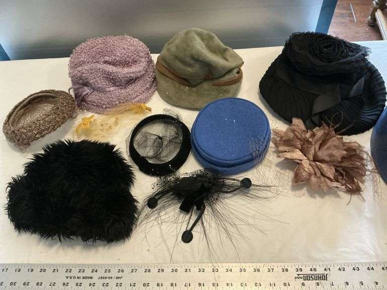 Vintage hats - Legacy Auction Company
