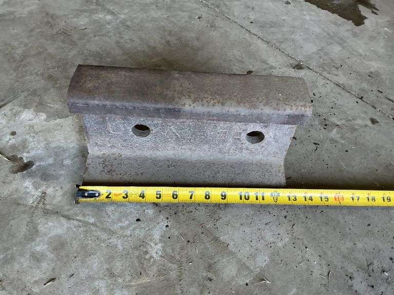 Railroad tie/anvil - Legacy Auction Company