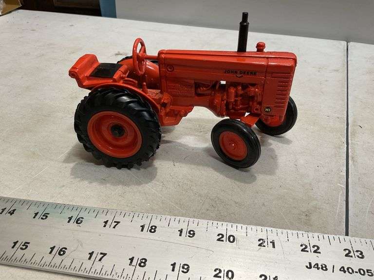 John Deere MI tractor - Legacy Auction Company