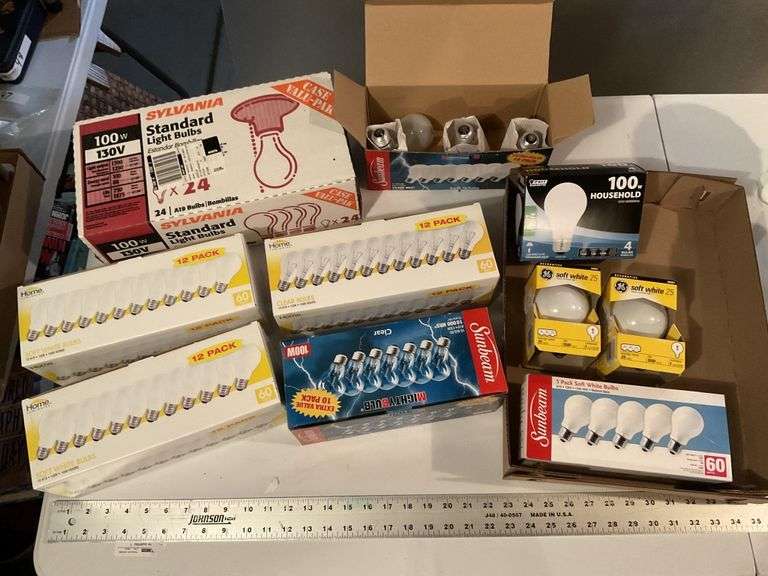 Light bulbs - Legacy Auction Company