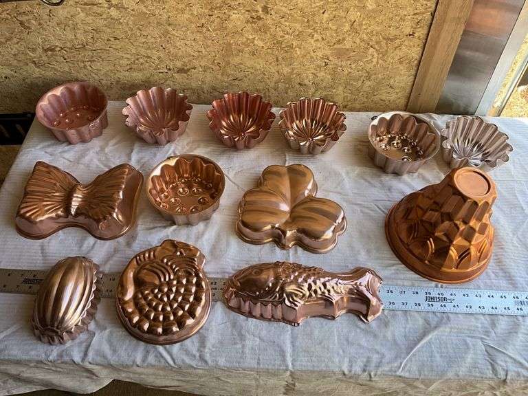 Assorted molds - Legacy Auction Company