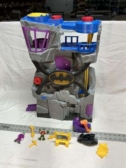 Batman set - Legacy Auction Company