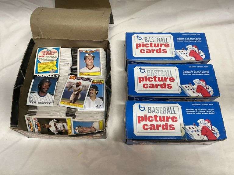 1986 Topps baseball cards - Legacy Auction Company