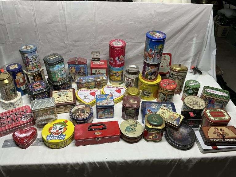Tins with tote - Legacy Auction Company