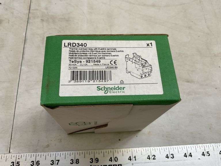 Schneider electric thermal overload relay, new - Legacy Auction Company