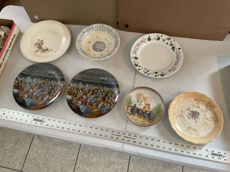 Collector plates etc. - Legacy Auction Company