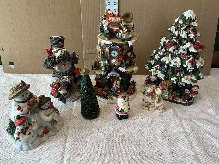 Christmas decor - Legacy Auction Company