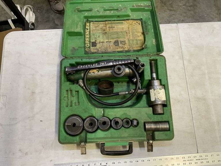 Greenlee hydraulic knockout punch driver set - Legacy Auction Company