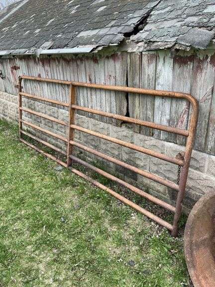 12' gate - Legacy Auction Company