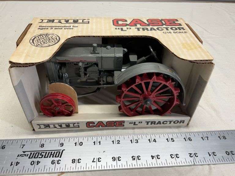 Case model L toy tractor - Legacy Auction Company
