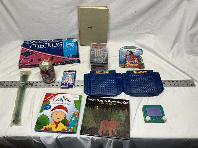 Checkers and games, etc. - Legacy Auction Company