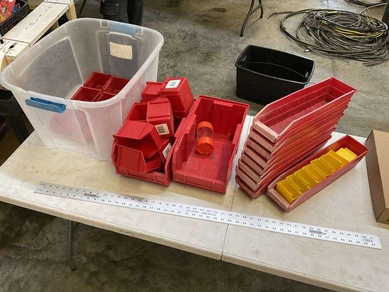 Tote with plastic organizer bins, no lid - Legacy Auction Company