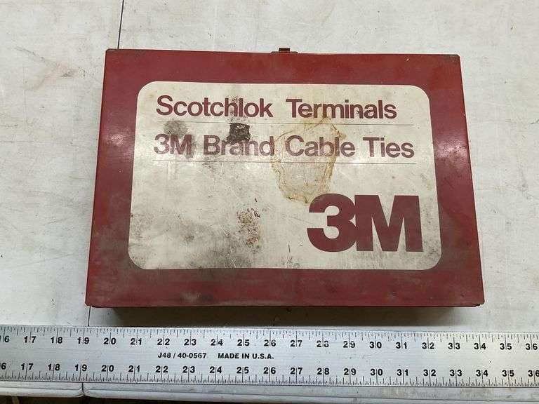 Electrical connector organizer - Legacy Auction Company