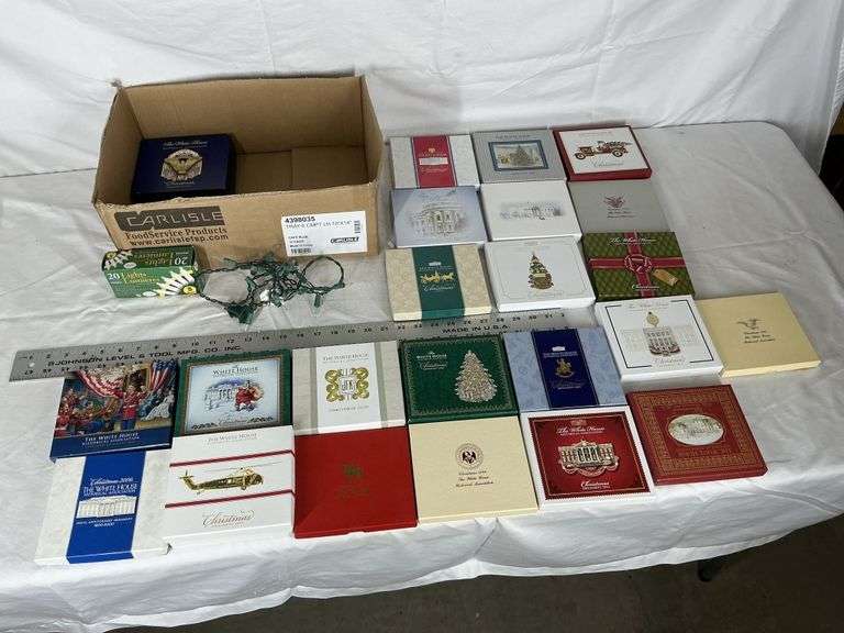 White House/presidential ornaments and Christmas - Legacy Auction Company