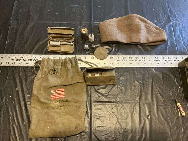 Military kits, hat - Legacy Auction Company