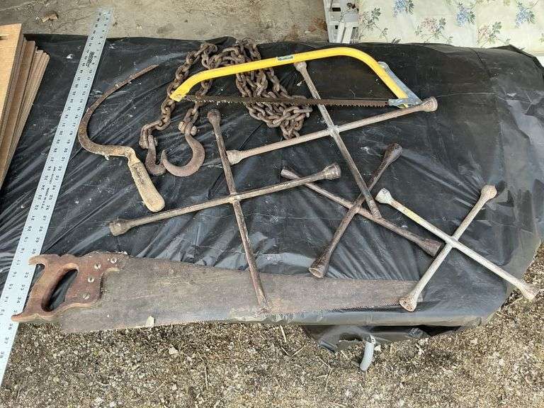 Tire iron/chain/tools - Legacy Auction Company