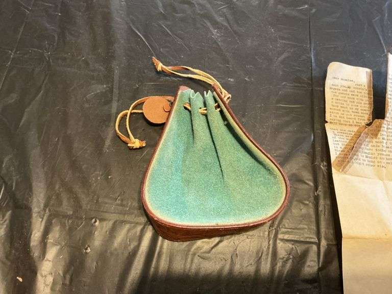 Dale Evans original purse with letter - Legacy Auction Company