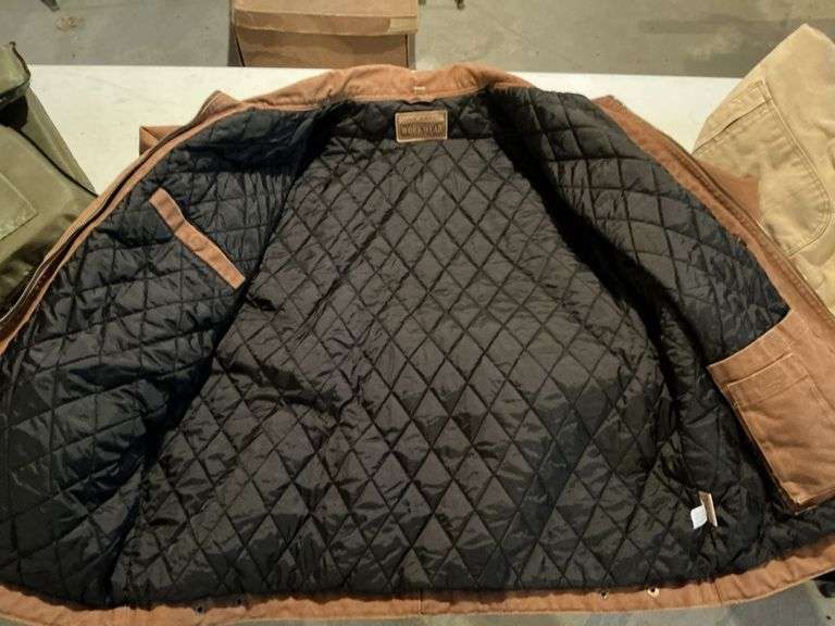 Wyffels Hybrids work coat, some spots/ size XL - Legacy Auction Company
