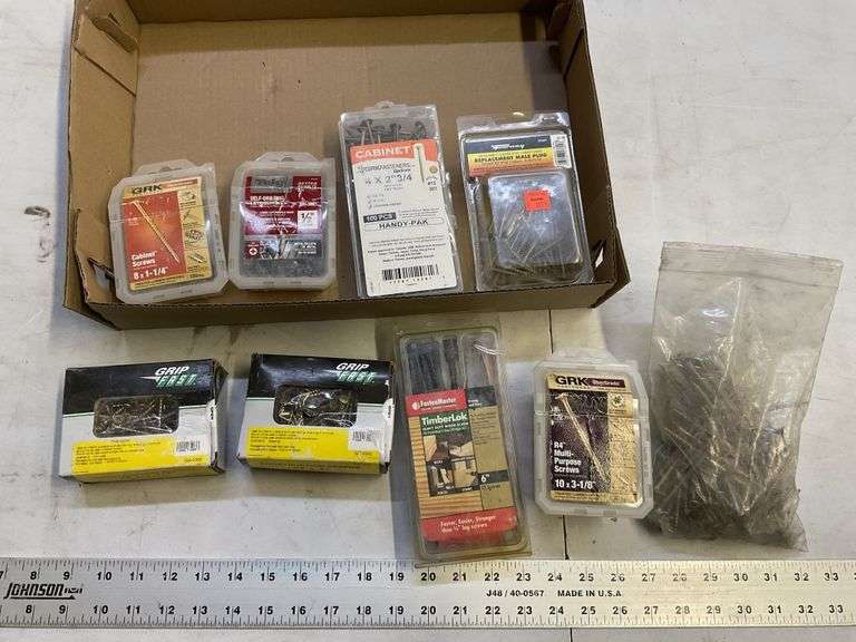 Assorted screws - Legacy Auction Company