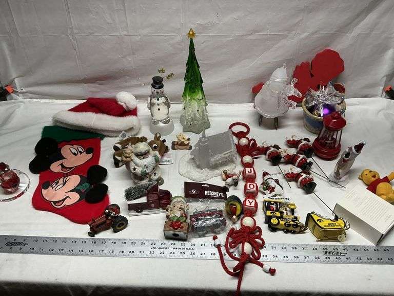 Christmas items - Legacy Auction Company