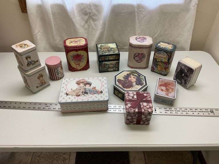 Assorted tins - Legacy Auction Company