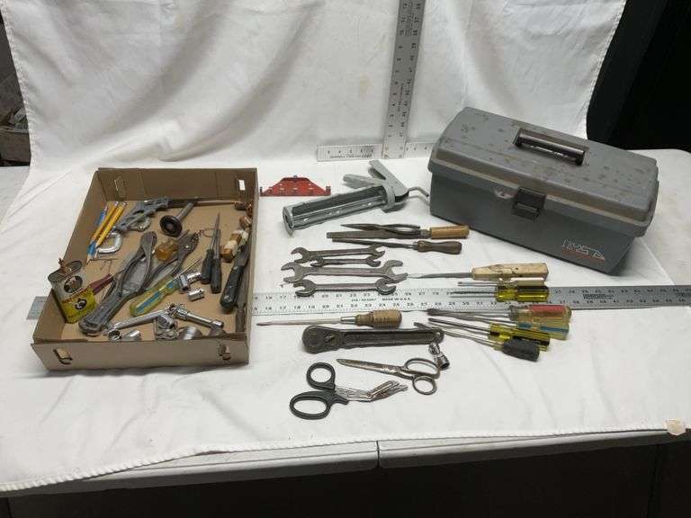 Vintage snap on ratchet, screwdrivers, - Legacy Auction Company