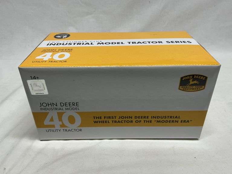 John Deere industrial model 40 utility tractor - Legacy Auction Company